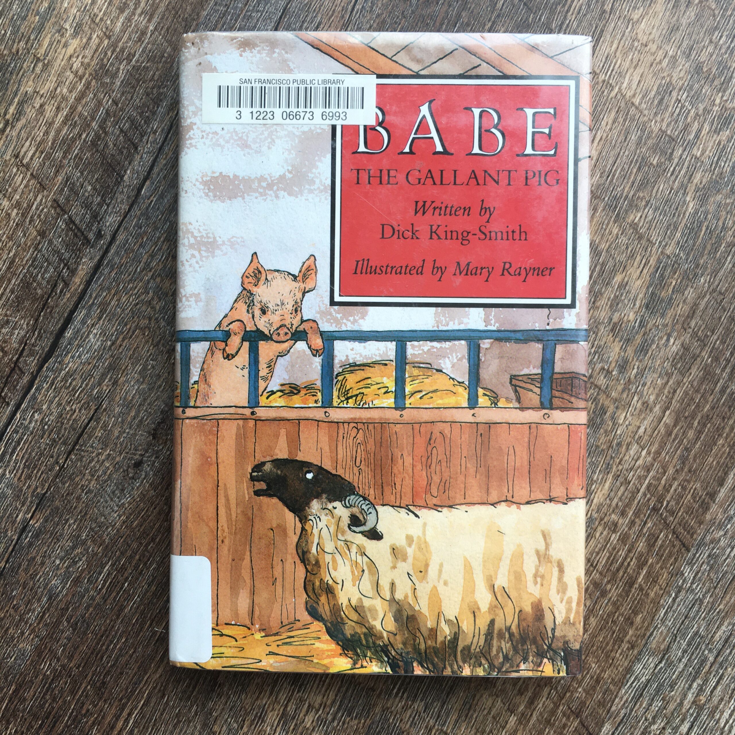Babe the Gallant Pig | A Book Review from Beehive Books and Art